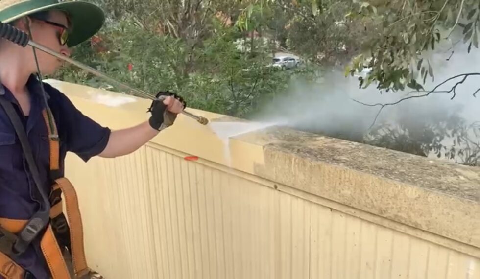 5 Essential Safety Tips for Pressure Washing for Beginners | Licence to Clean - Narellan ...